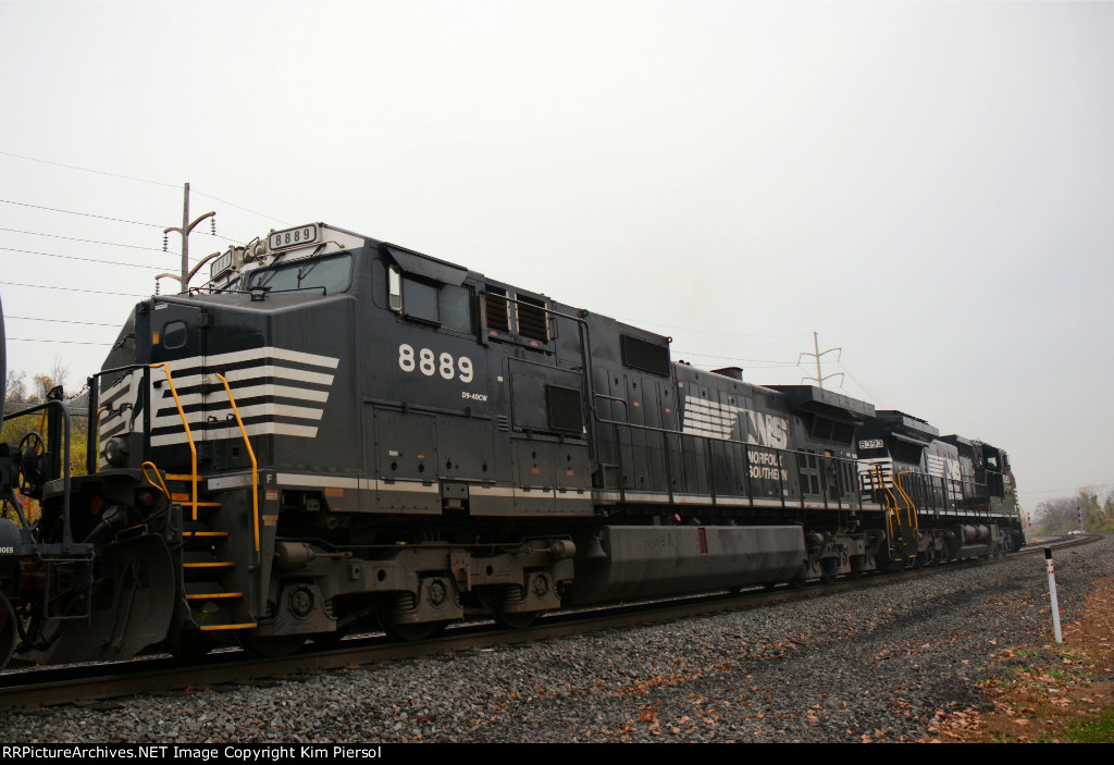 NS 8889